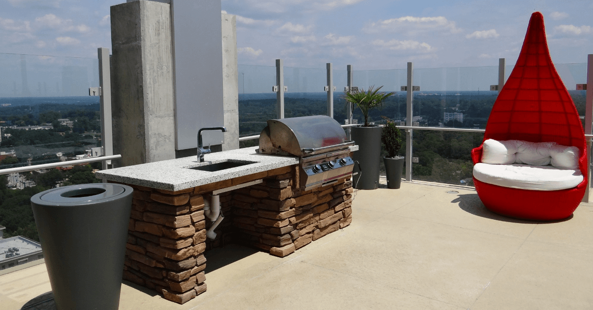 Custom Outdoor Kitchen Designs: Here are 10 Things You Should Know